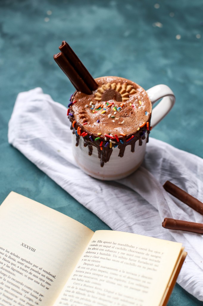 Winter Book Crush: Cozy Up to 10 Hot Cocoa Reads